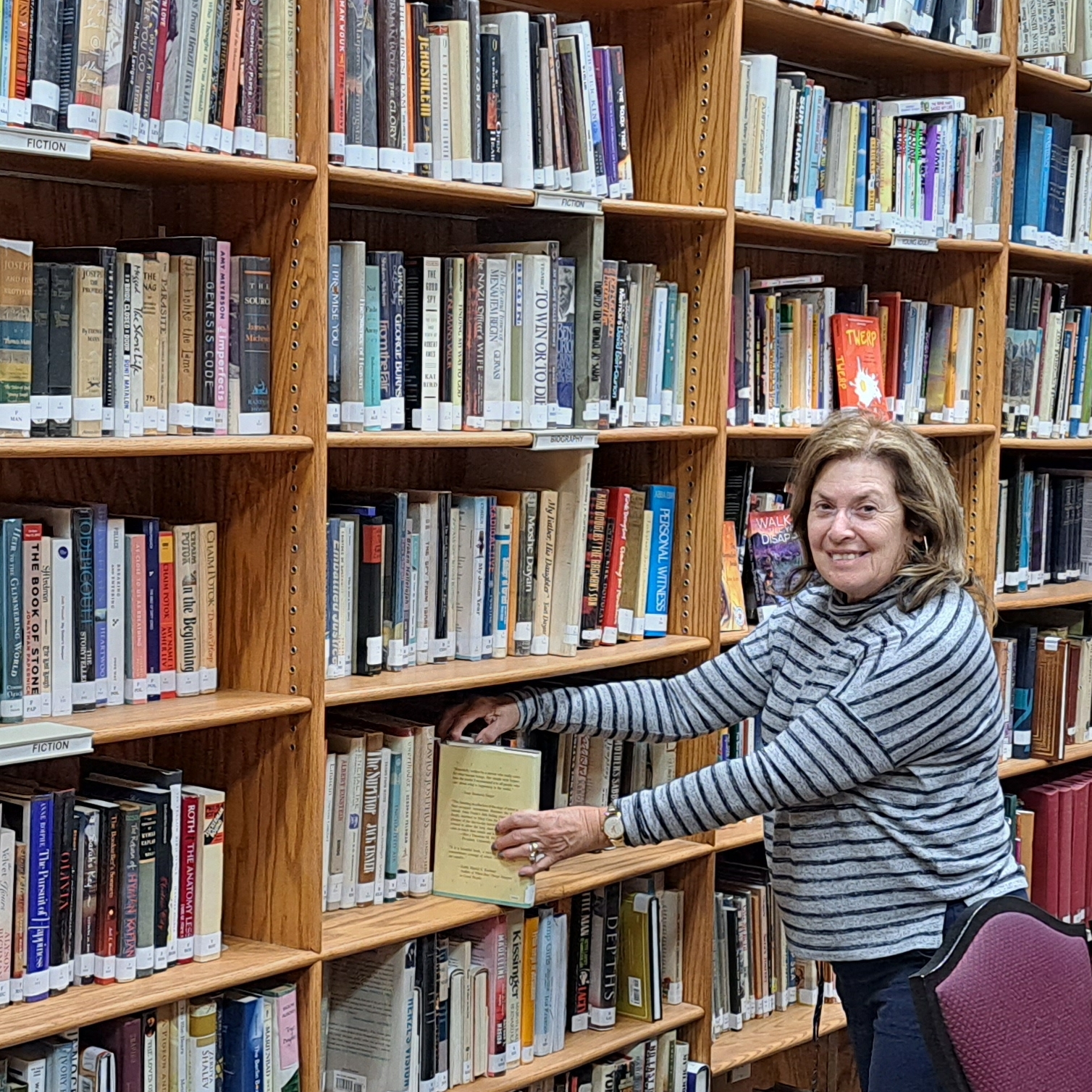 Bella M. and Harry Richter Library | Israel Center of Conservative ...